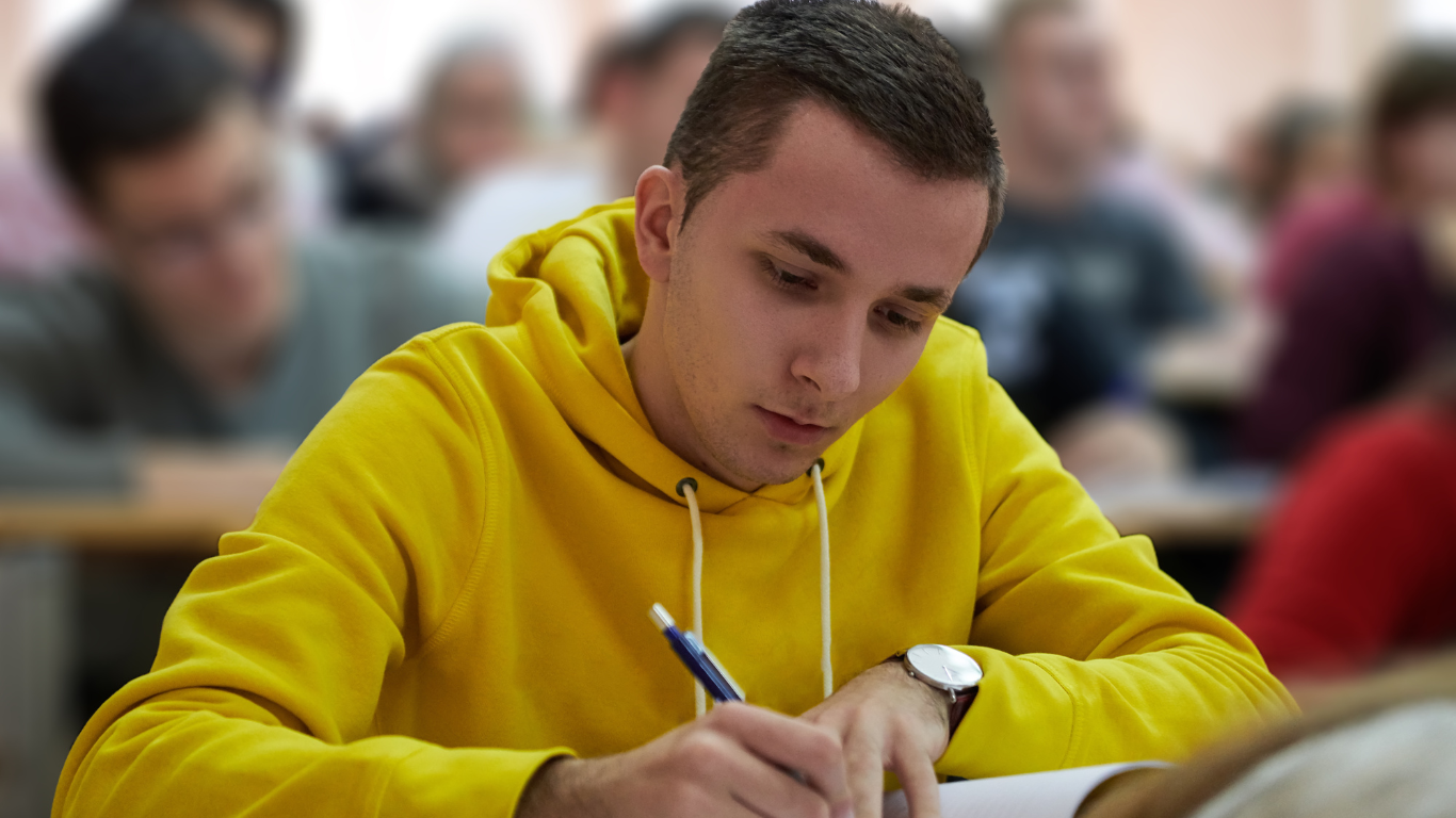 Prendre des notes en cours : Comment le faire efficacement Prendre des notes en cours : Comment le faire efficacement